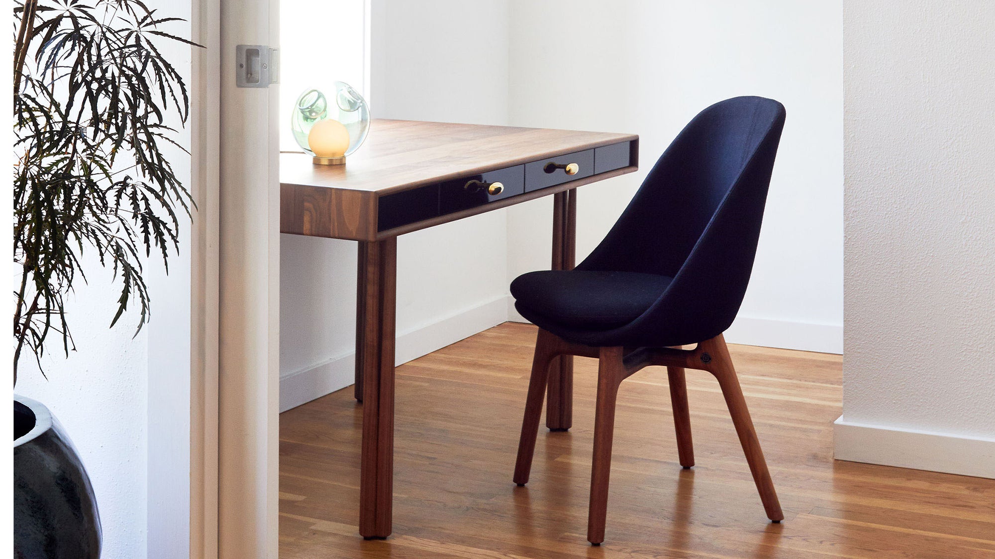 Elliot – Jason Miller Studio